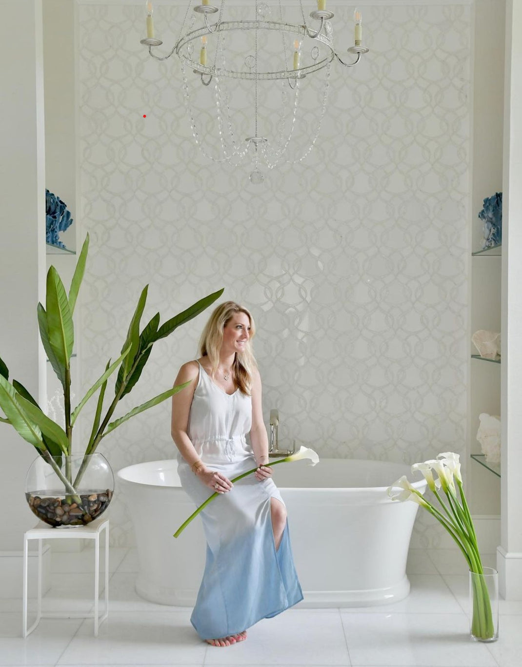 Kelly Caron Curated – KELLY CARON CURATED